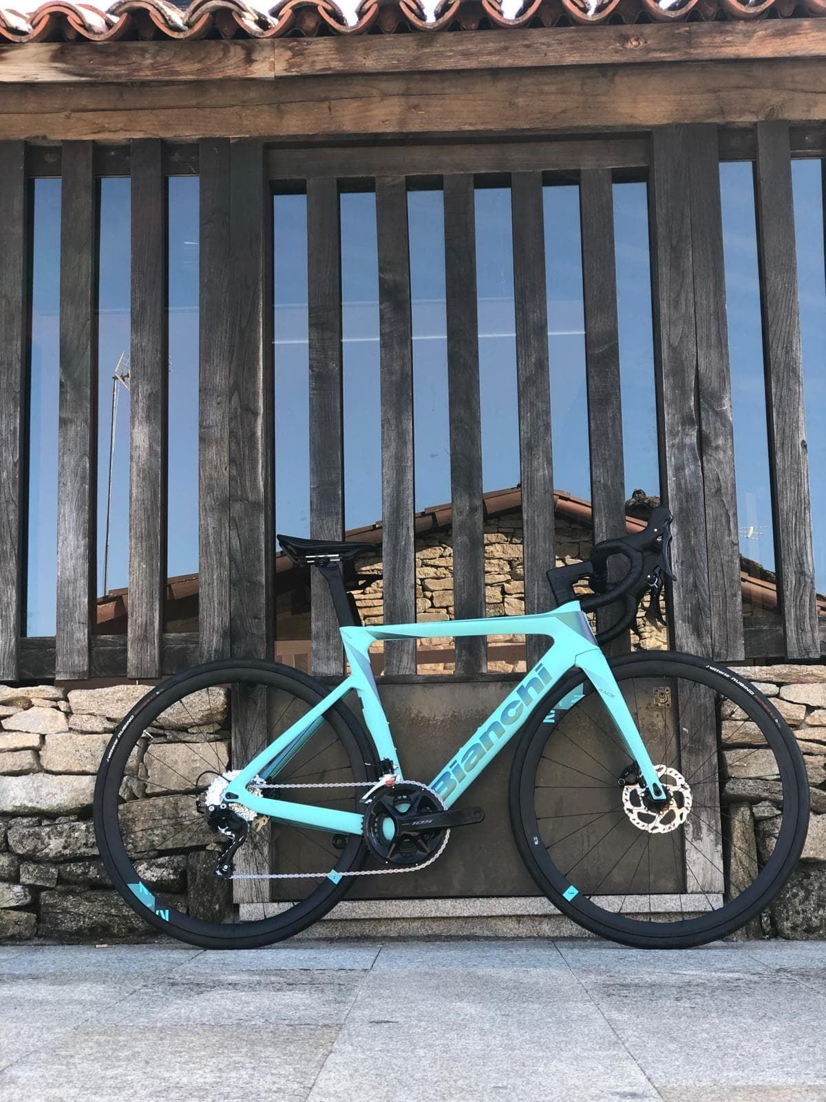 COLECCIÓN BIANCHI OLTRE - CONTENIDO MEDIA ZAMBORÁ